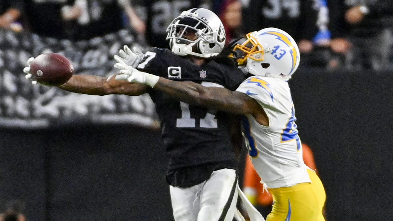 Every Las Vegas Raiders wide receiver Davante Adams catch in 2-TD game | Week 13