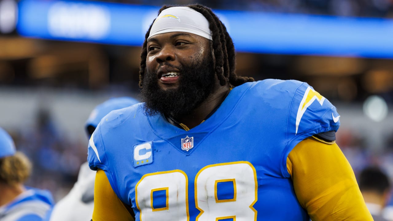 NFL Network Insider Ian Rapoport: Philadelphia Eagles agree to terms ...