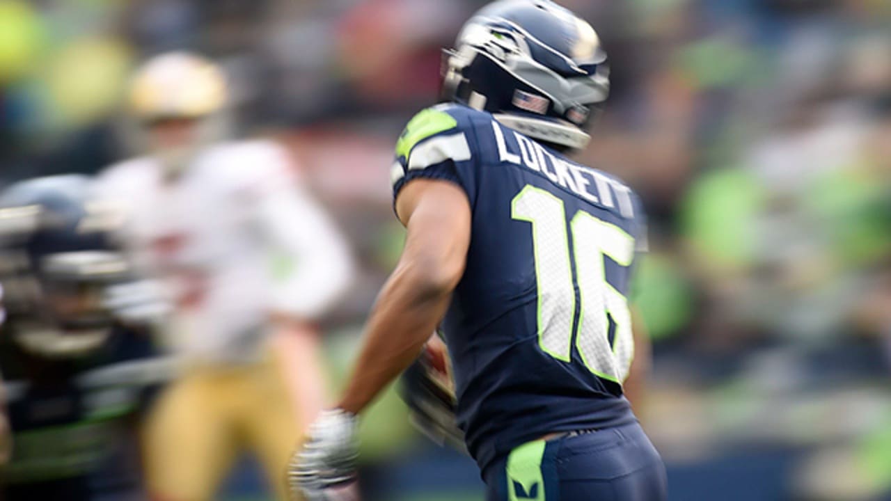 Lockett rockets off 84 yards on second-half kick return