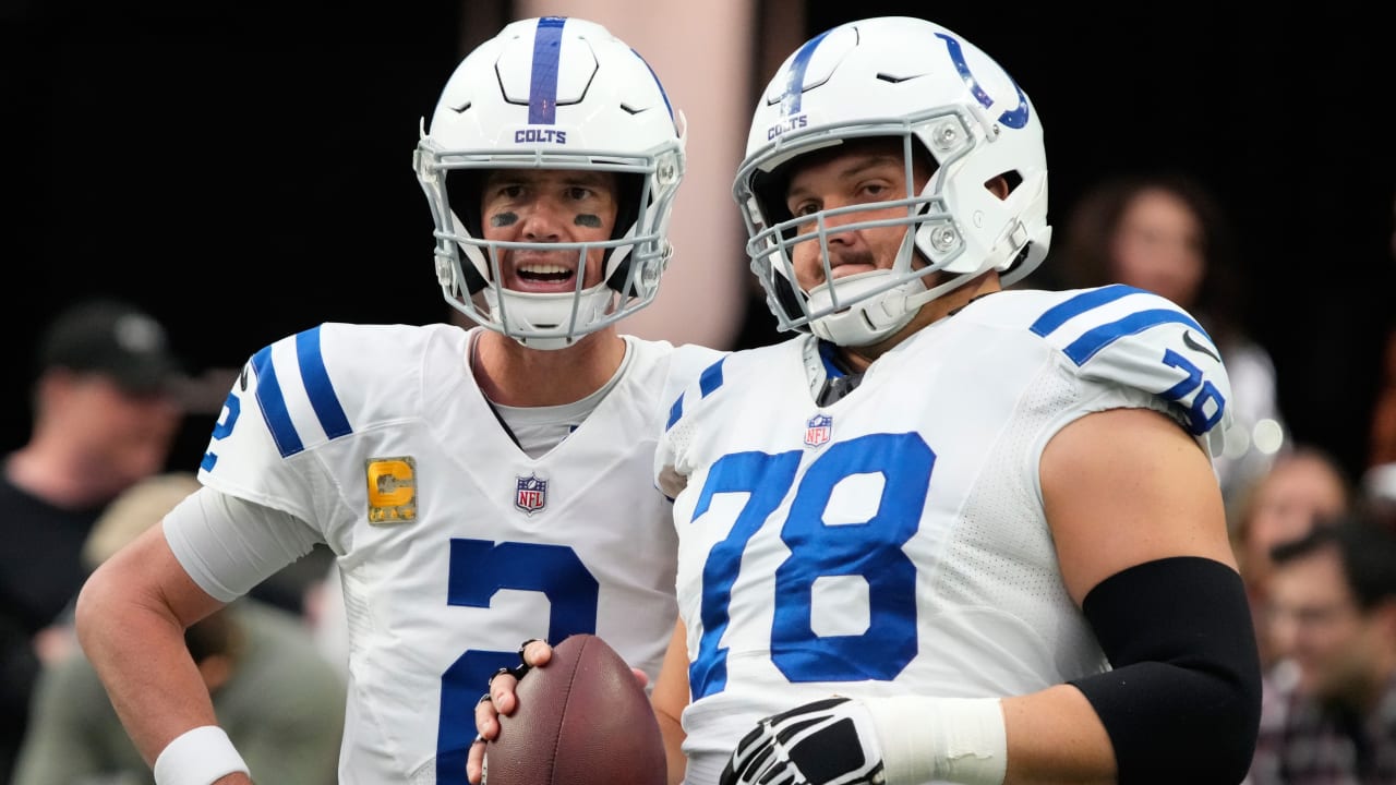 Colts C Ryan Kelly reflects on revolving door at QB: 'Tougher' when you ...