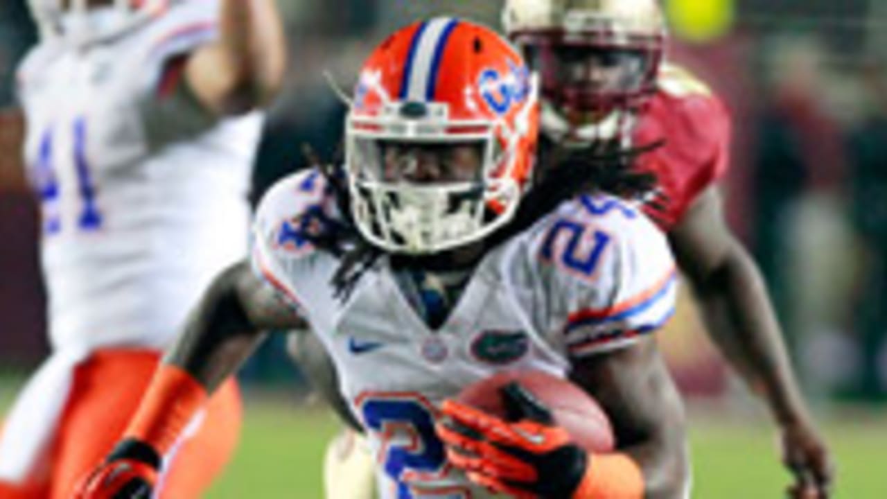 Florida RB Matt Jones out indefinitely with viral infection