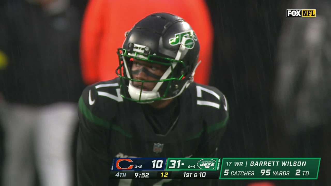 New York Jets running back Bam Knight 19-yard dash moves chains for Jets