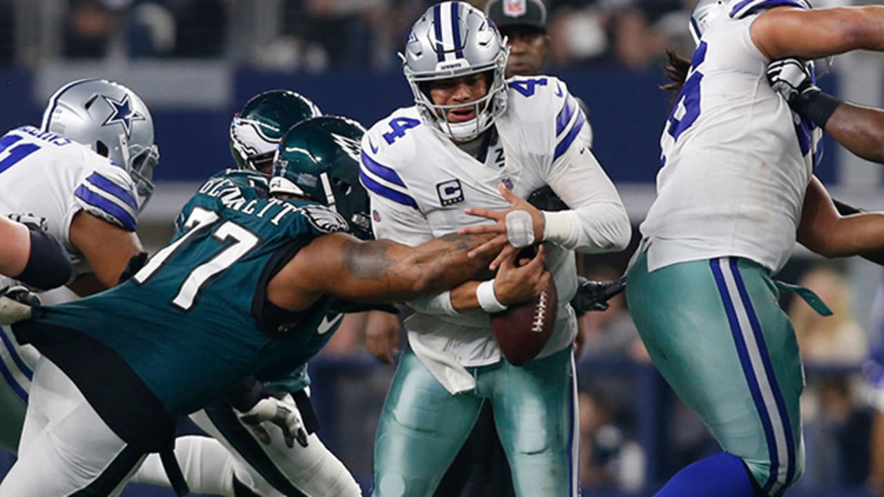 Eagles recover fumble after Bennett knocks ball loose