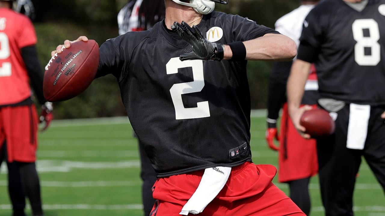 The best NFL Research tweets of Super Bowl week