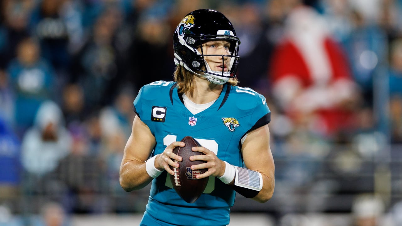Jaguars QB Trevor Lawrence (concussion) questionable to play vs. Buccaneers