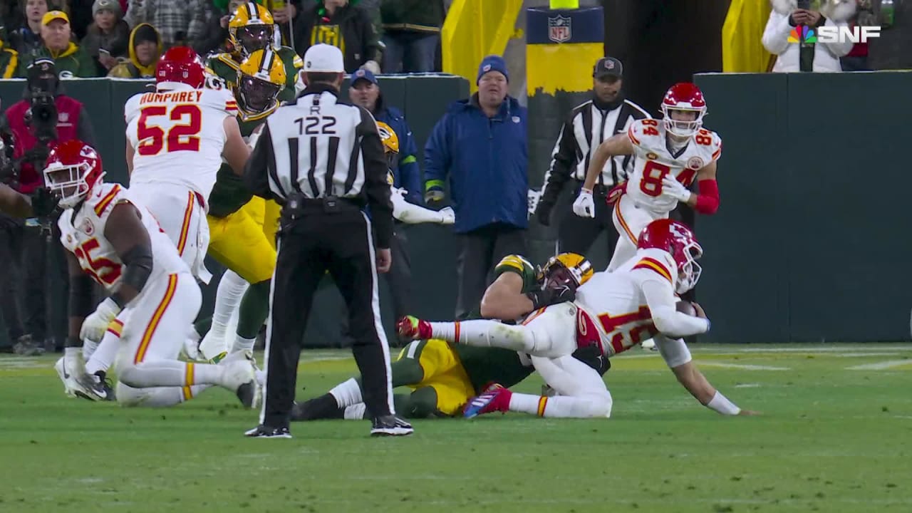 Green Bay Packers rookie defensive end Lukas Van Ness exploits backup ...