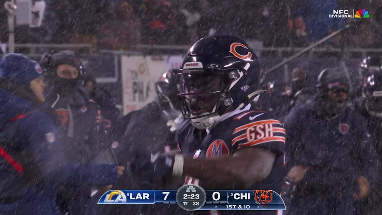 Chicago Bears running back Kyle Monangai dishes out punishment to Los ...