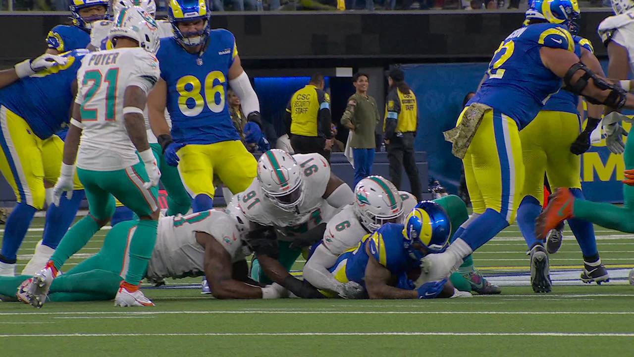 Miami Dolphins linebacker Anthony Walker's forced fumble gives ball ...