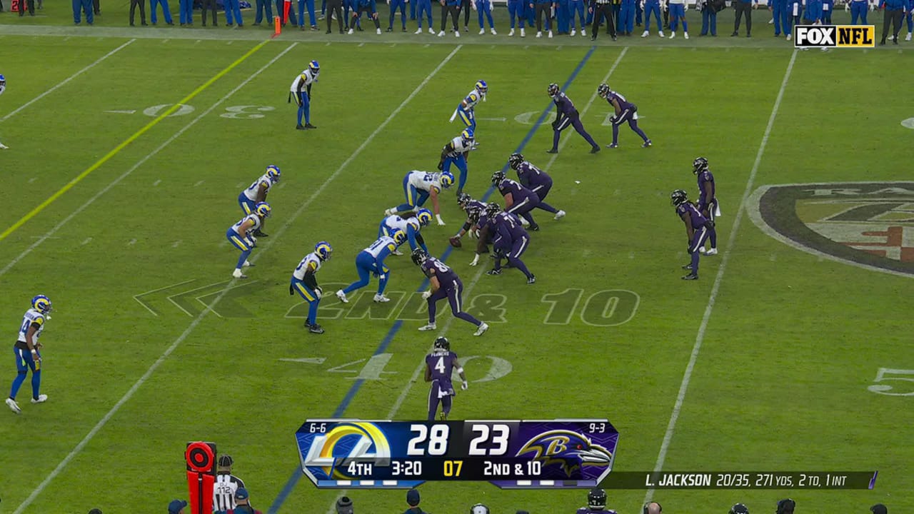 Baltimore Ravens quarterback Lamar Jackson pinpoints a diving wide ...