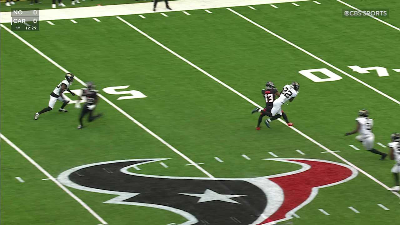 Jacksonville Jaguars cornerback Jarrian Jones jumps the route vs ...