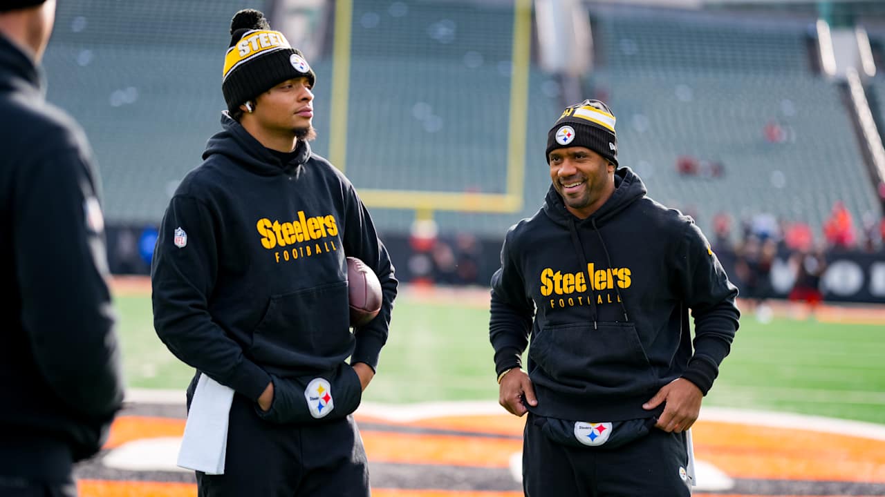 Steelers owner Art Rooney II says 'preference' to bring back QB Russell Wilson or Justin Fields ...