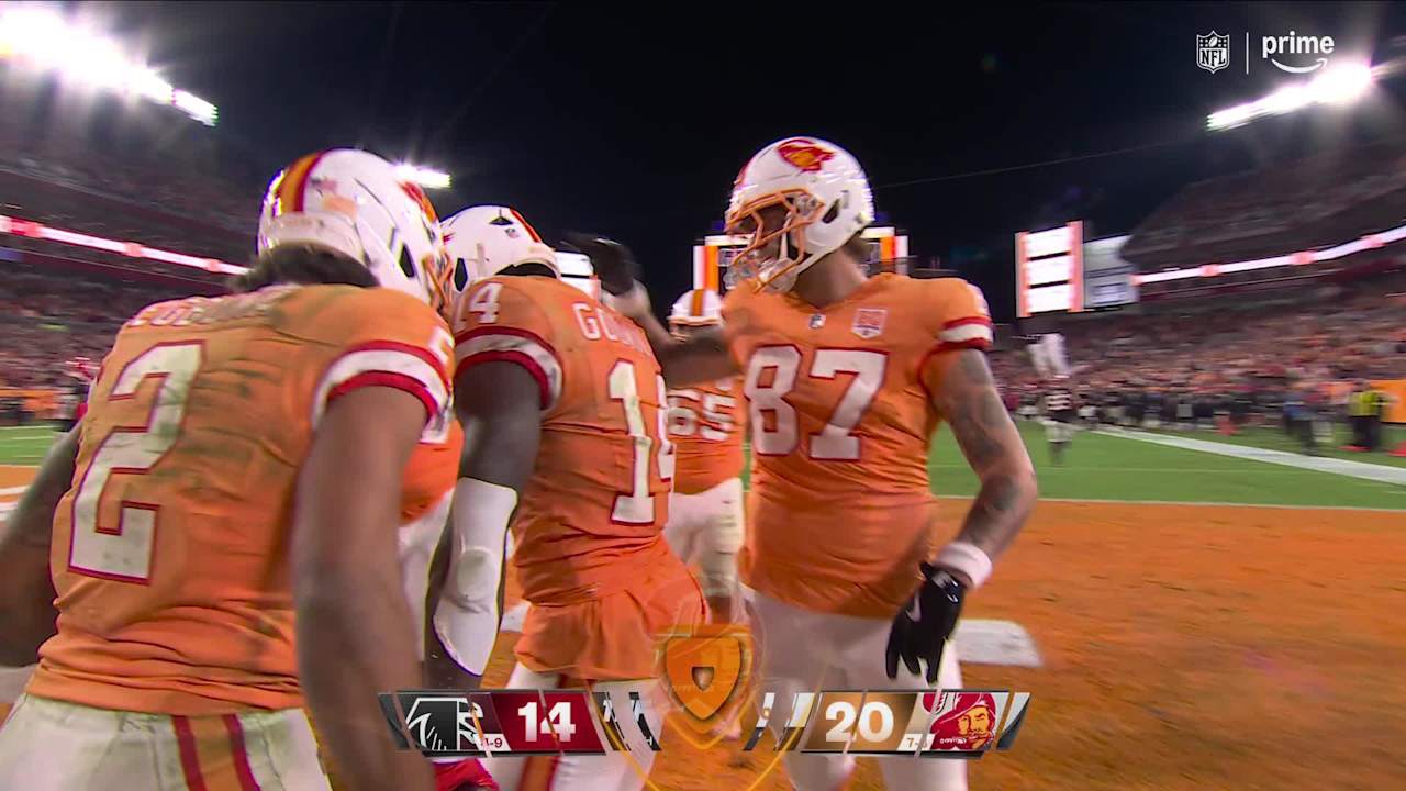 Tampa Bay Buccaneers wide receiver Chris Godwin's first touchdown catch ...