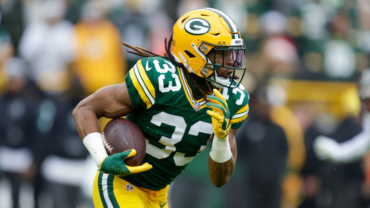 Fantasy football 2023 Week 16 sleepers: Three RB matchups to target