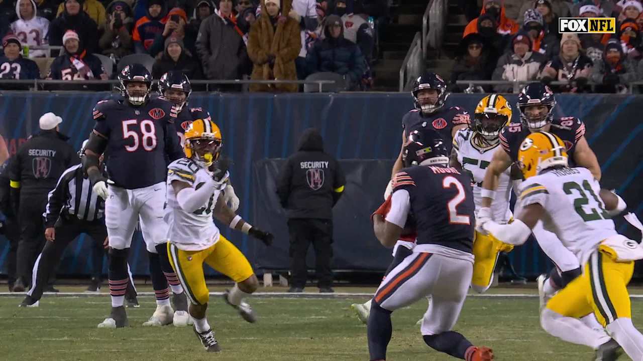 Chicago Bears quarterback Caleb Williams zips 22-yard strike to wide ...