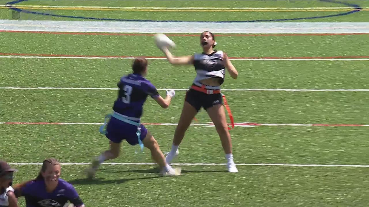 Hat-trick touchdown! Bad Rabbits wide receiver Lya Zo'Guti'rrez goes ...