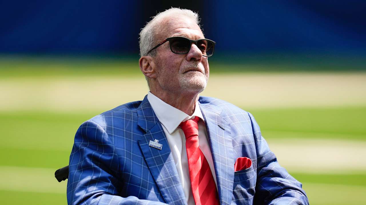 Jim Irsay, longtime Indianapolis Colts owner and NFL throwback, dies at age of 65