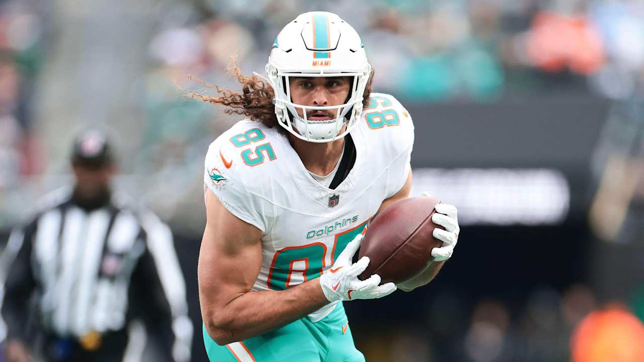 Dolphins GM Jon-Eric Sullivan tabs TE Greg Dulcich as 2026 riser: 'It's ...