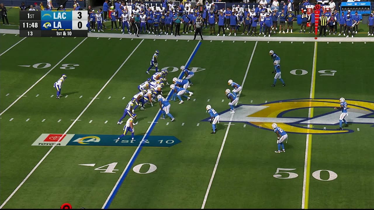 Los Angeles Rams quarterback Stetson Bennett finds wide receiver Drake ...