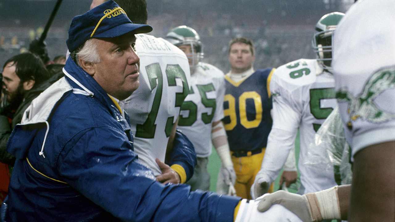 John Robinson, head coach of Rams from 1983-1991, dies at age of 89