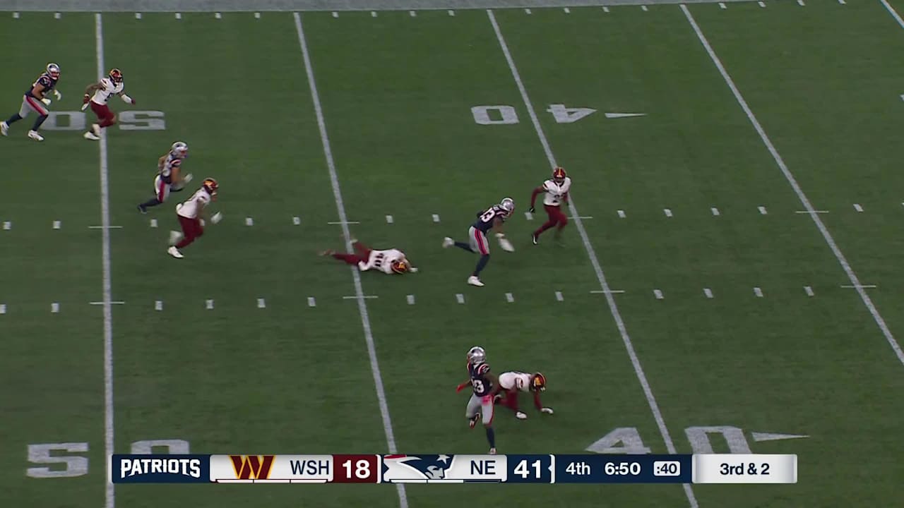 New England Patriots quarterback Ben Wooldrige rips a 22-yard strike to ...