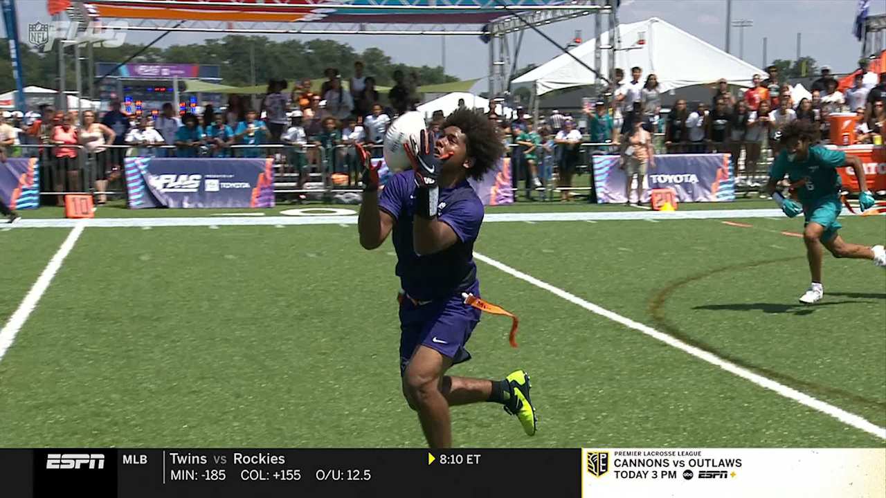 Old Skewl Ravens wide receiver Jace Robinson somehow catches twice ...