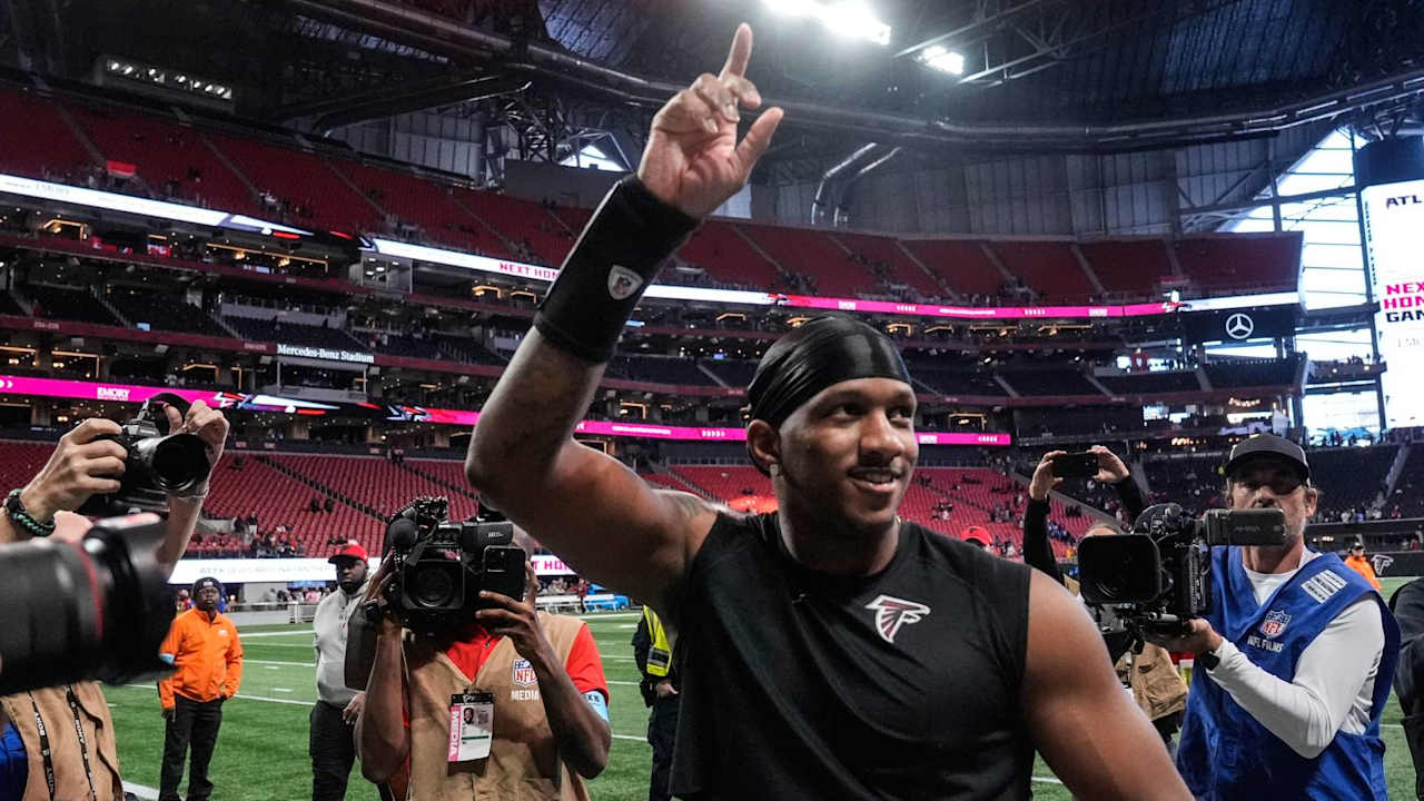 Falcons HC Raheem Morris on Michael Penix Jr.'s first start: 'He went ...