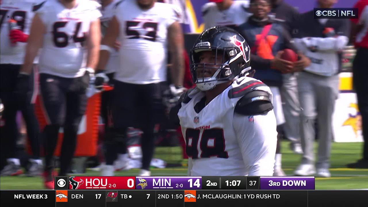 Houston Texans defensive tackle Tim Settle sacks Minnesota Vikings ...