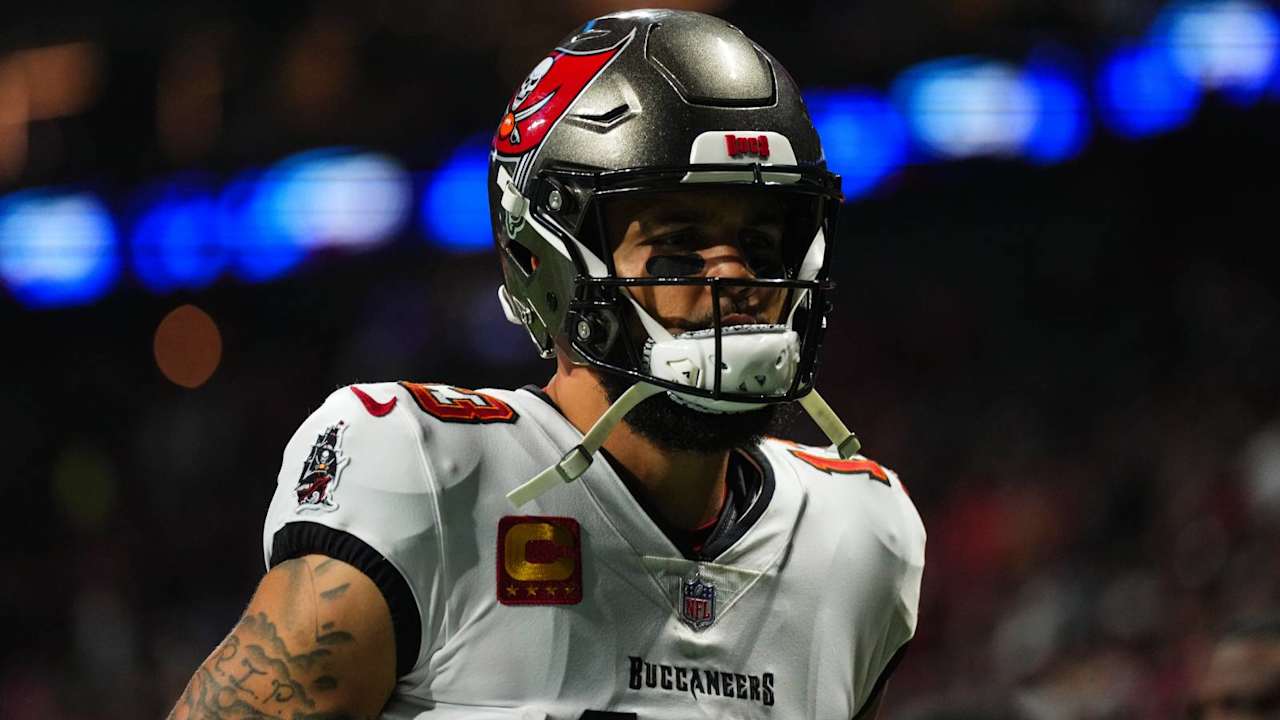 Buccaneers WR Mike Evans (hamstring) limited in practice, off injury ...
