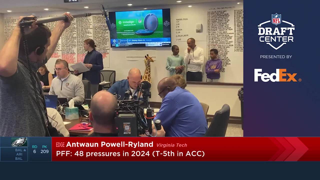 Baltimore Ravens select defensive tackle Aeneas Peebles with No. 210 ...