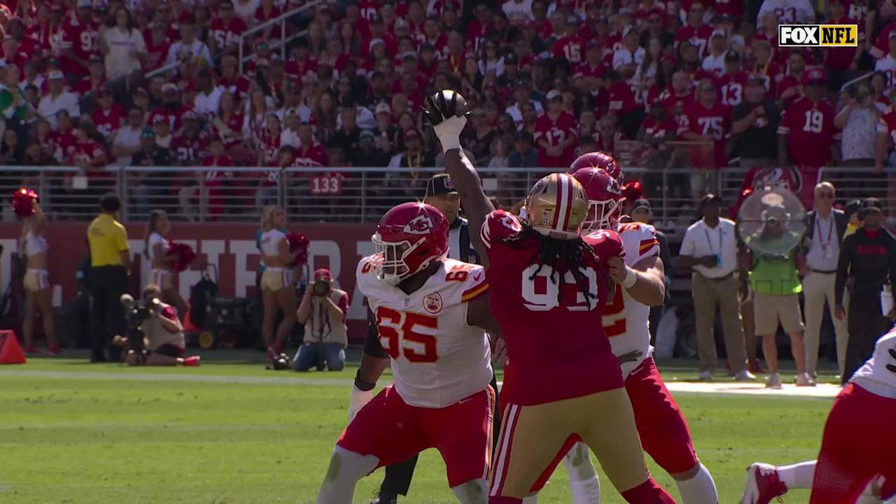 Tip-and-Pick! San Francisco 49ers defensive tackle Kalia Davis comes ...