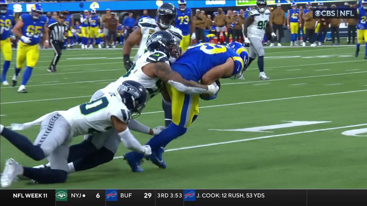 Los Angeles Rams quarterback Matthew Stafford's 17-yard dart to tight ...