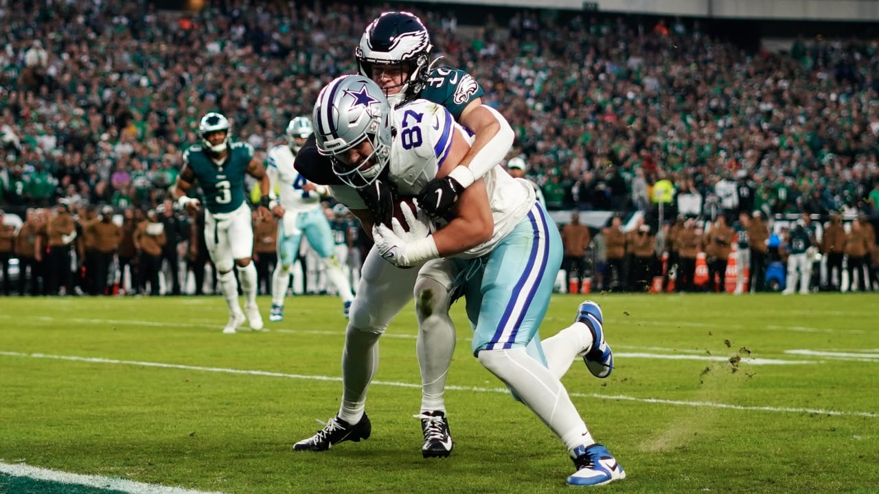 Dallas Cowboys' first score of the game is 4-yard TD pass to tight end ...
