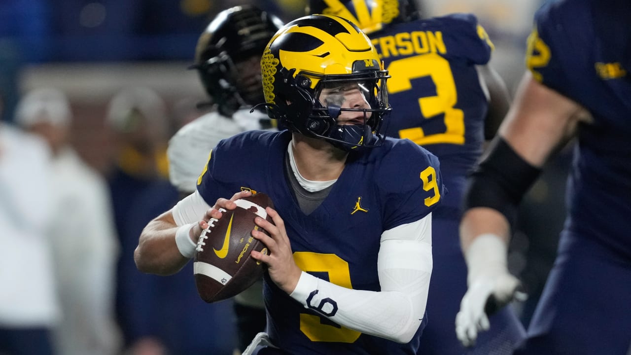 Charles Davis 2024 Nfl Mock Draft 1 0 Giants Turn To J J Mccarthy As