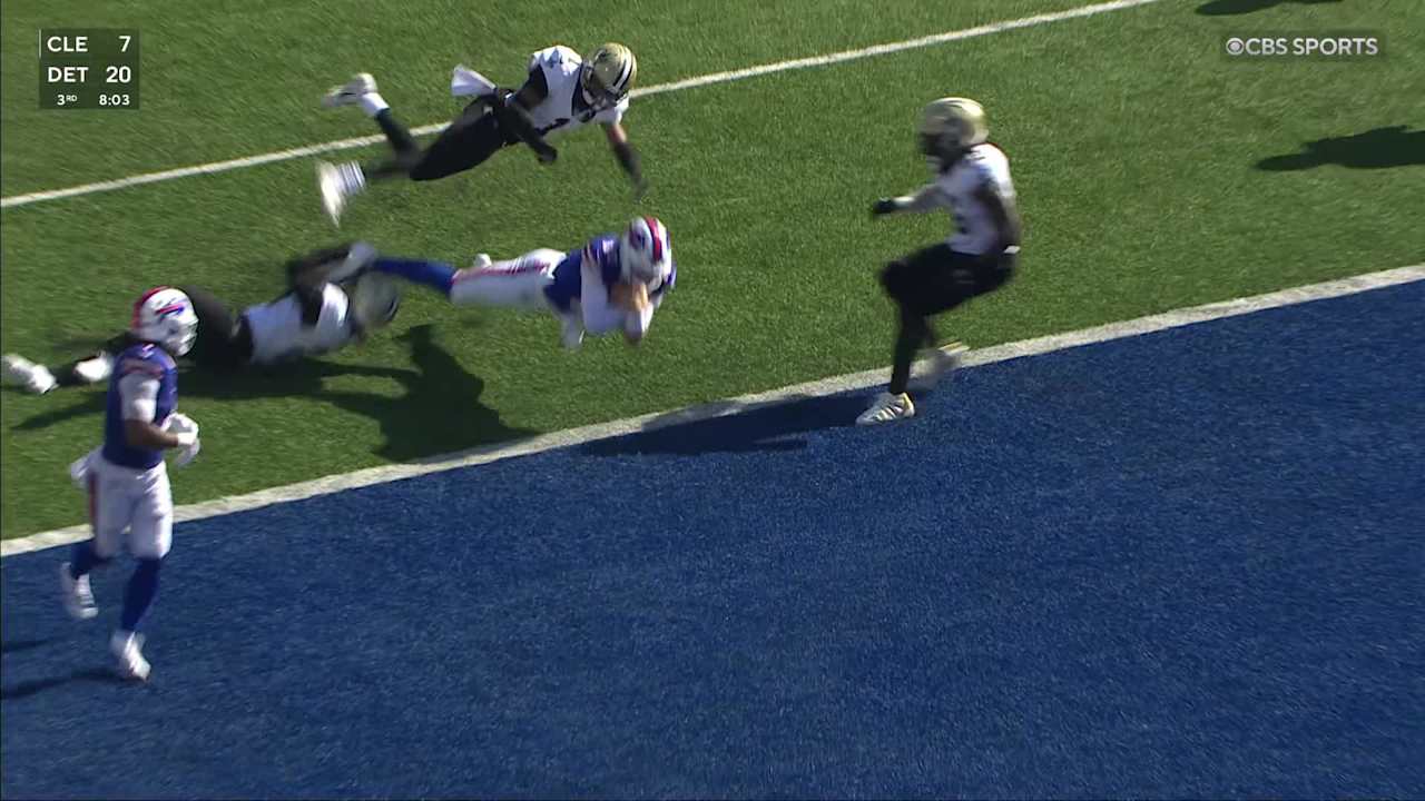 Buffalo Bills quarterback Josh Allen's well-executed pump fake sparks 5-yard touchdown run vs ...