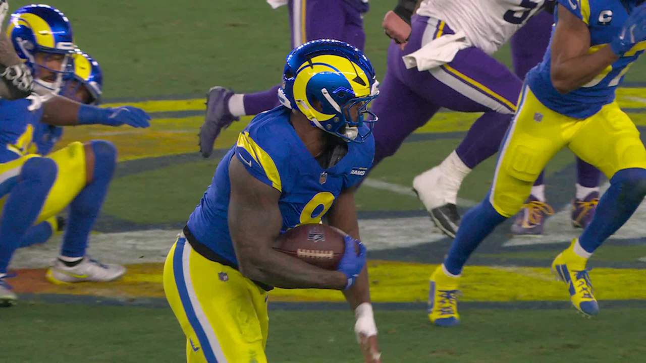 Can't-Miss Play: 57-yard scoop-and-score! Los Angeles Rams linebacker Jared Verse turns ...