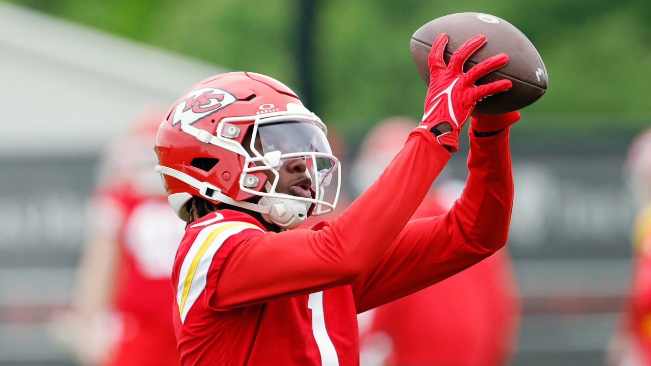 Chiefs rookie WR Xavier Worthy agrees that 'there's no time to ease in ...