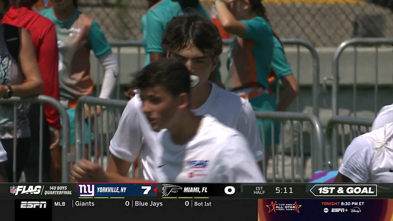 Adam Hermosura intercepts Cards pass attempt immediately after scoring on offense