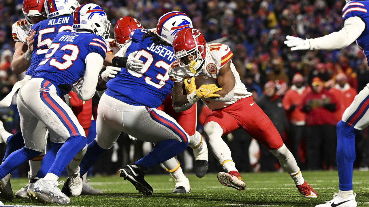 Chiefs' Isiah Pacheco on unique descriptions of running style: 'I ain't ...