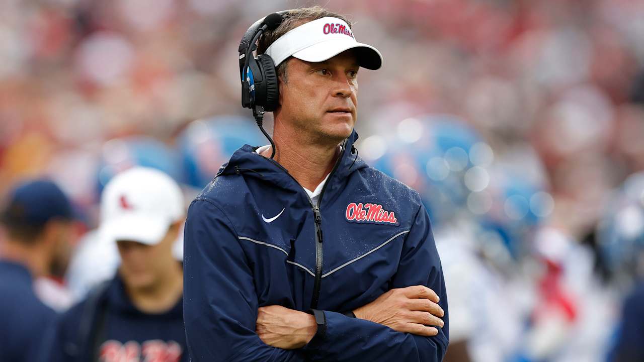 Lane Kiffin accepts HC position at LSU, will not coach Ole Miss in ...
