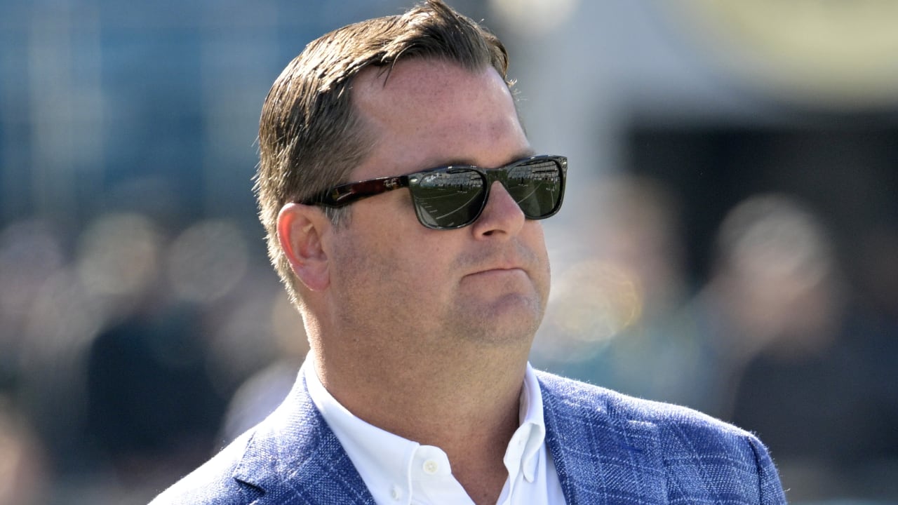 Commanders hiring ex-Panthers GM Scott Fitterer as personnel executive