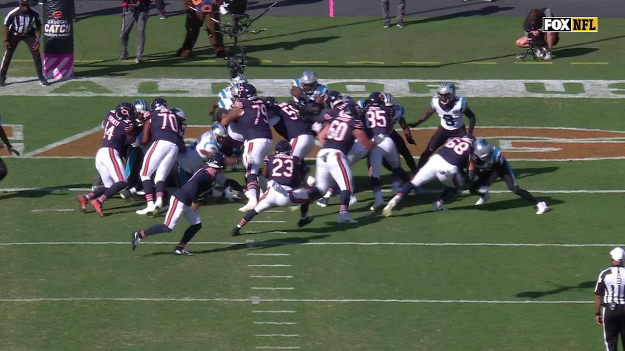 Chicago Bears running back Roschon Johnson scores second rushing TD of ...