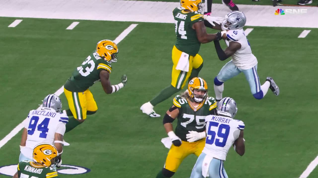 Green Bay packers running back Emanuel Wilson captures a 25-yard gain ...