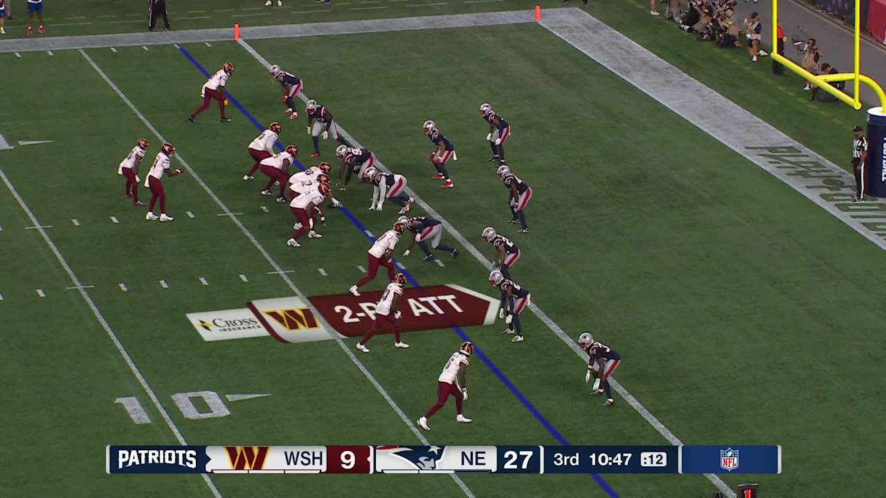 Washington Commanders quarterback Josh Johnson converts two-pt attempt