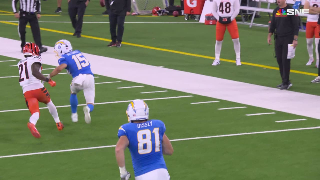 Los Angeles Chargers quarterback Justin Herberts' heater goes to wide ...