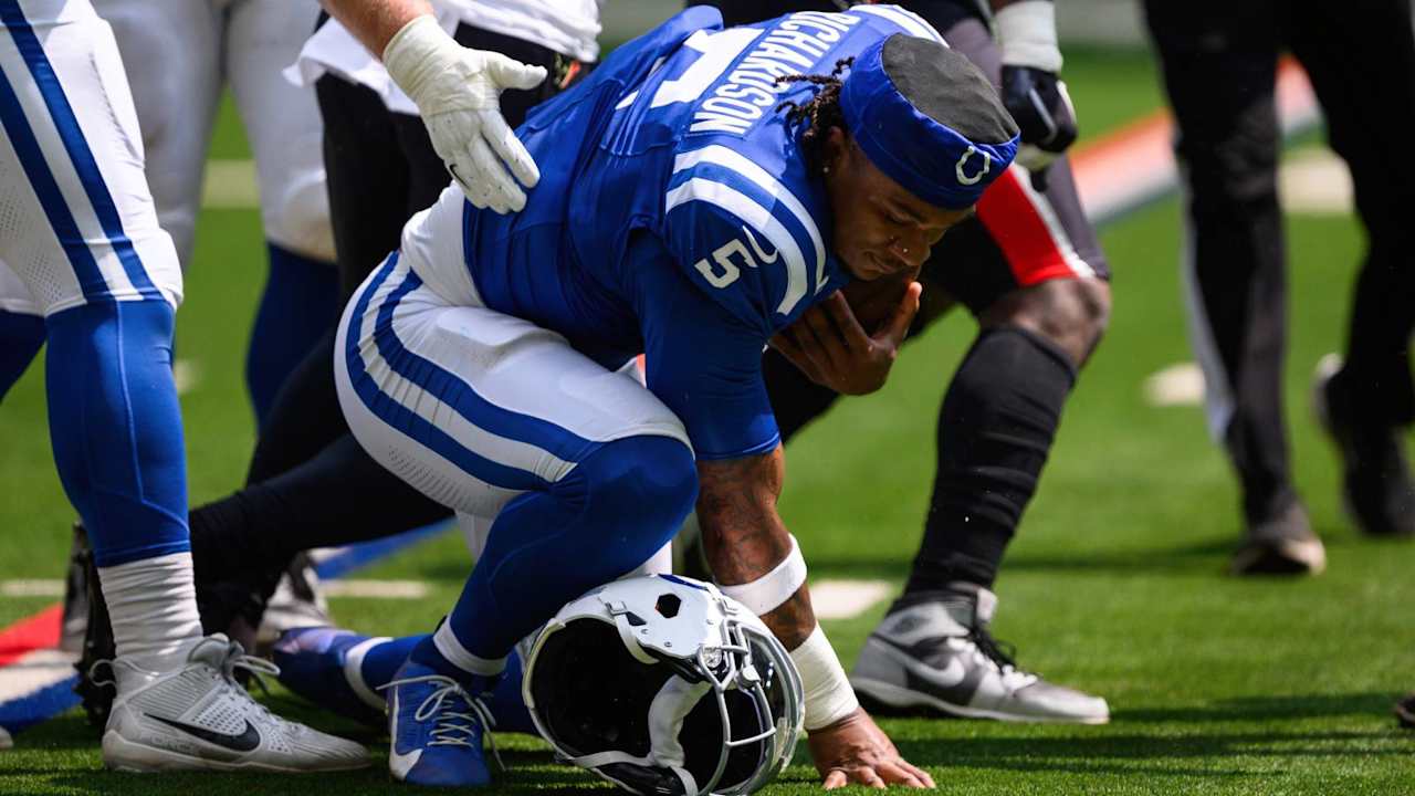 Colts' Shane Steichen takes issue with unflagged sack of Anthony ...