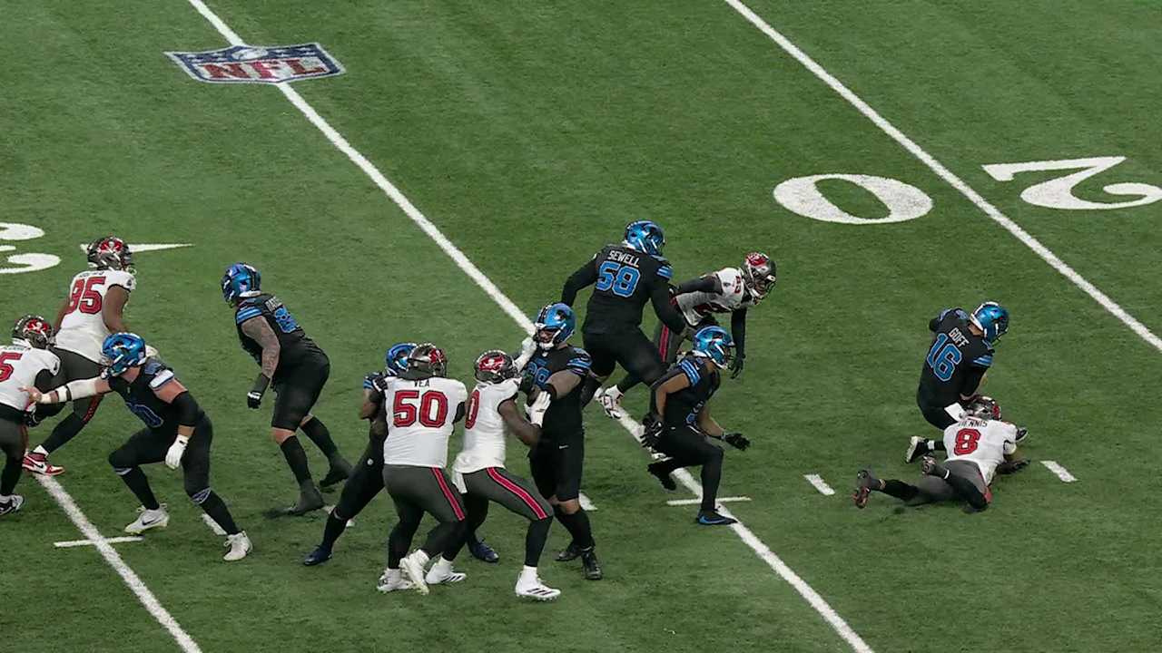 Tampa Bay Buccaneers linebacker SirVocea Dennis swarms Detroit Lions ...