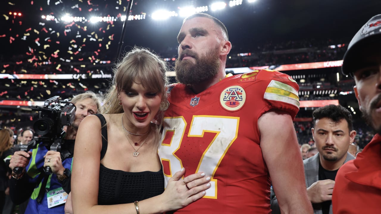 Chiefs TE Travis Kelce: Taylor Swift's plays haven't 'gotten to coach ...
