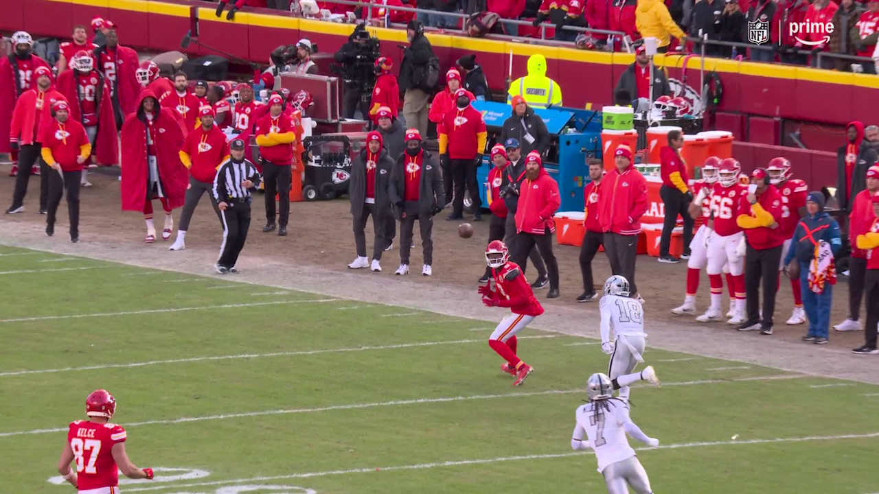 Kansas City Chiefs quarterback Patrick Mahomes' 34-yard strike to wide ...