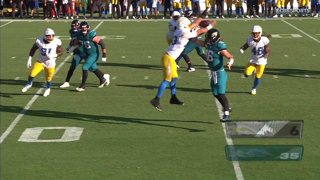 Los Angeles Chargers linebacker Troy Dye swats Lawrence's fourth-down ...