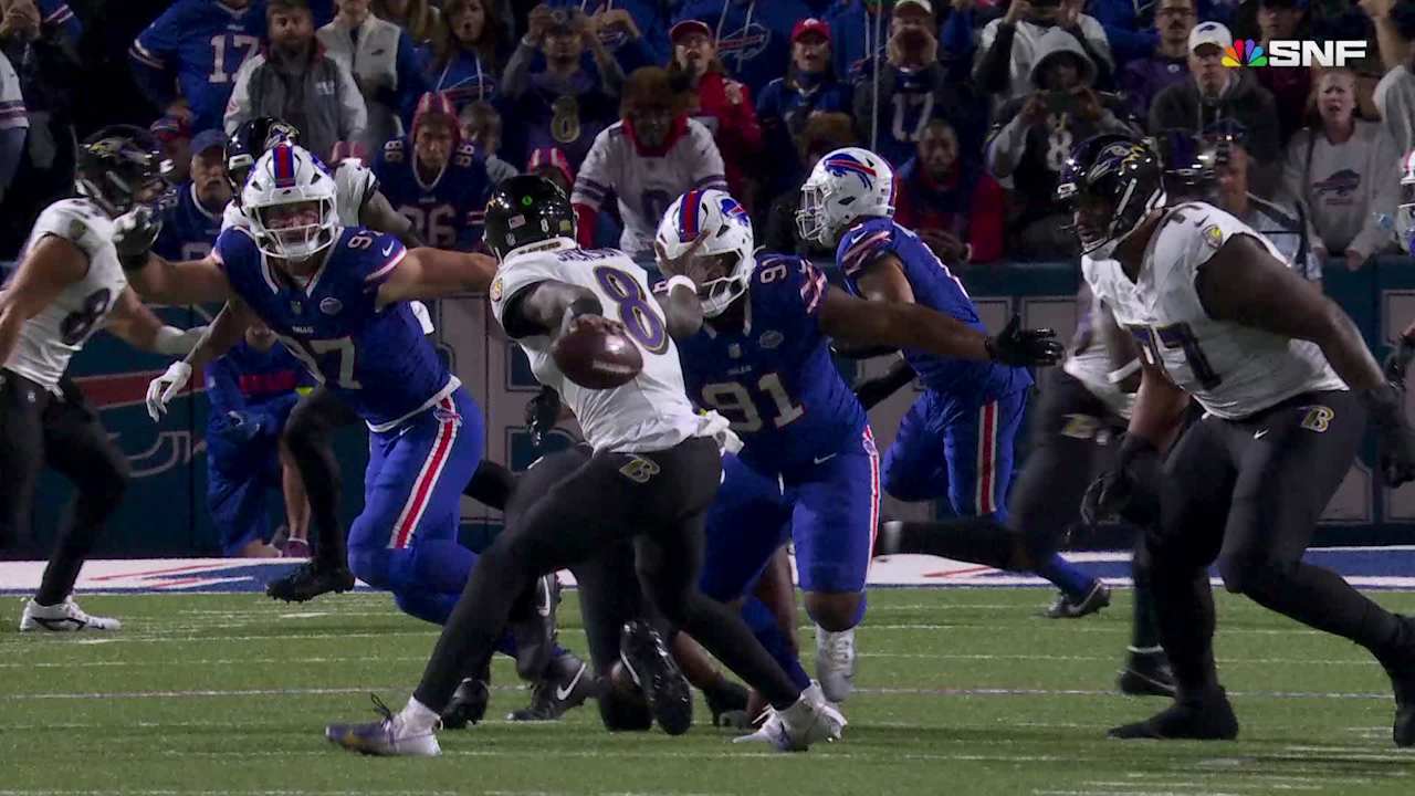 Buffalo Bills defensive tackle Ed Oliver's sack of Baltimore Ravens ...